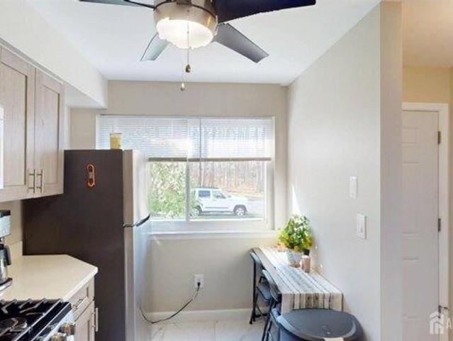 condo with 2 bedroom, North Brunswick NJ ES105205406