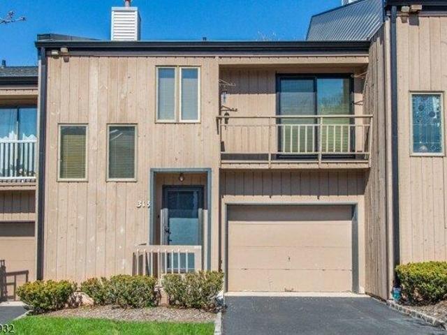 condo with 2 bedroom, North Caldwell NJ DS102530384