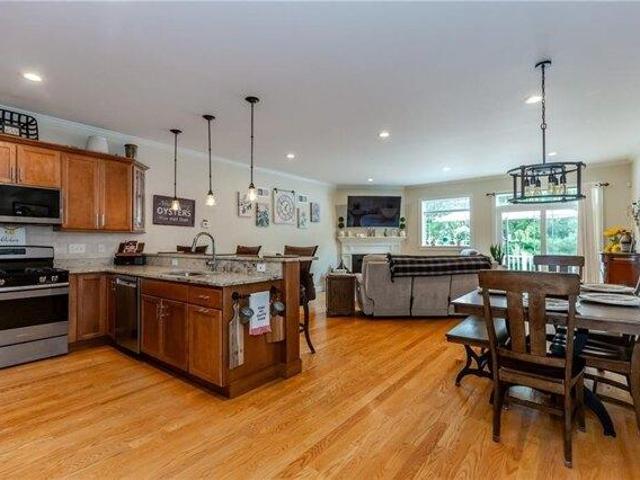 condo with 2 bedroom, North Kingstown RI DLS103019020