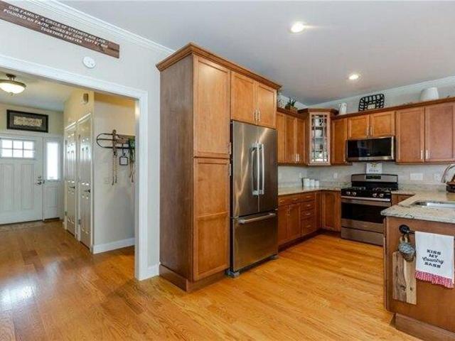 condo with 2 bedroom, North Kingstown RI ES105190501