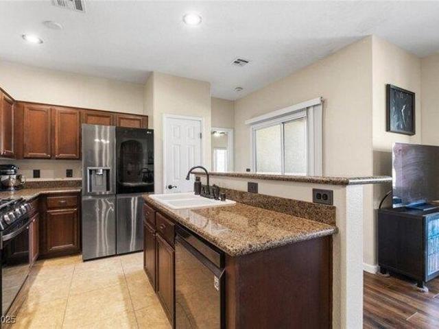 condo with 2 bedroom, North Las Vegas NV DS88429149