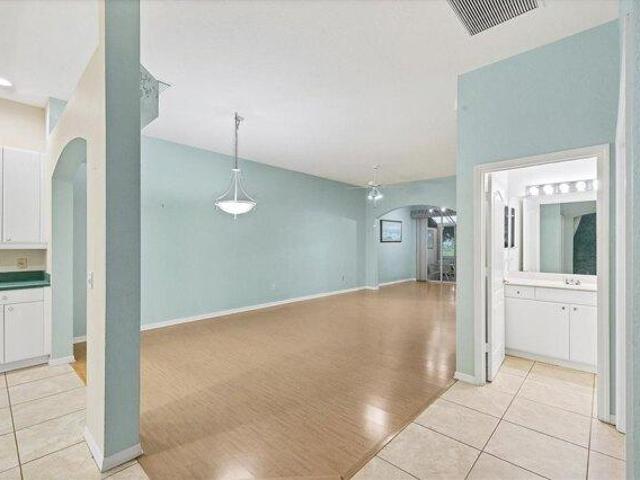 condo with 2 bedroom, North Port FL DS92635874