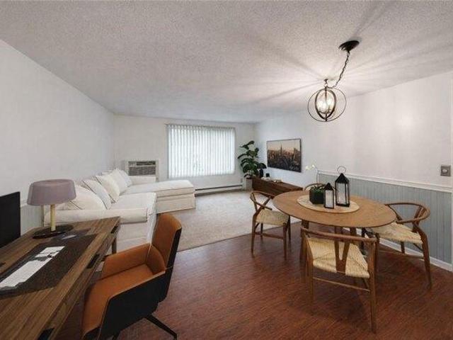 condo with 2 bedroom, North Providence RI DS103075107