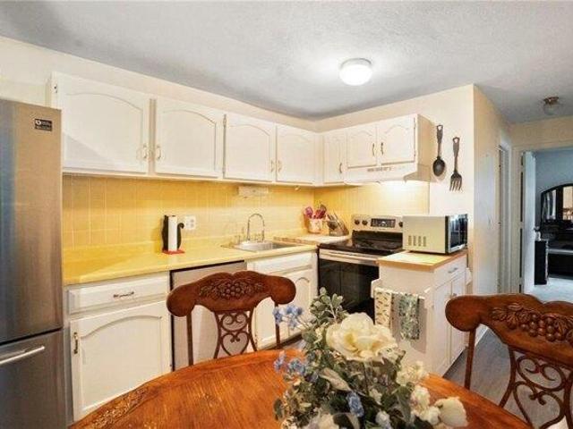 condo with 2 bedroom, North Providence RI DS103099103