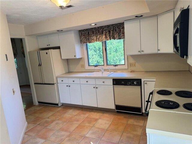 condo with 2 bedroom, North Providence RI ES105190066