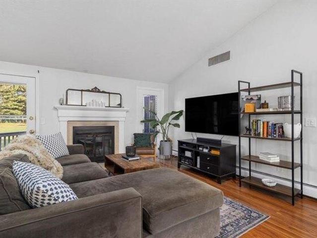condo with 2 bedroom, North Providence RI ES102822631