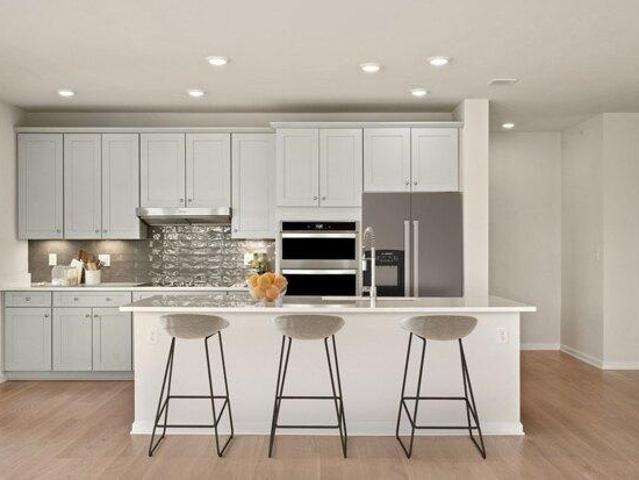 condo with 2 bedroom, North Reading MA DLS102960609