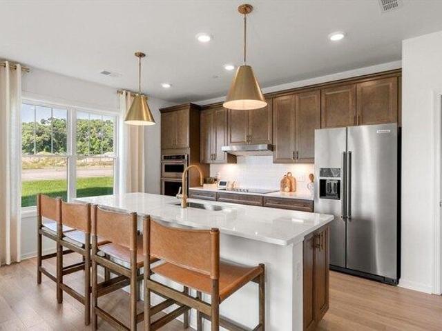 condo with 2 bedroom, North Reading MA DS104044187