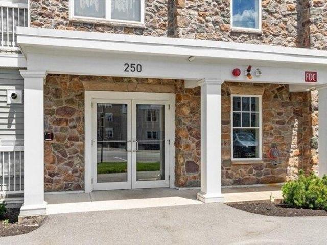 condo with 2 bedroom, North Reading MA ES104009333