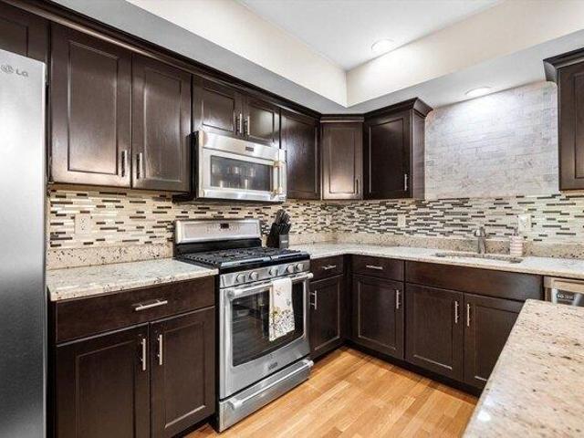 condo with 2 bedroom, North Reading MA ES105206973
