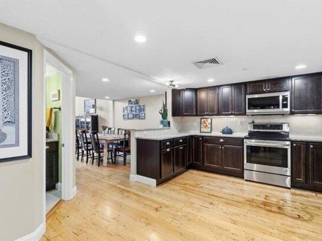 condo with 2 bedroom, North Smithfield RI DS104352583