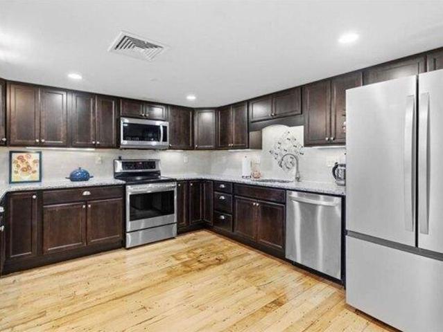 condo with 2 bedroom, North Smithfield RI ES104352583