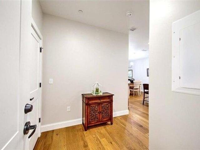 condo with 2 bedroom, North Smithfield RI ES104760104