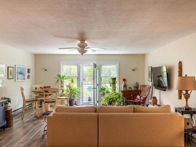 condo with 2 bedroom, Northampton MA DS102445297