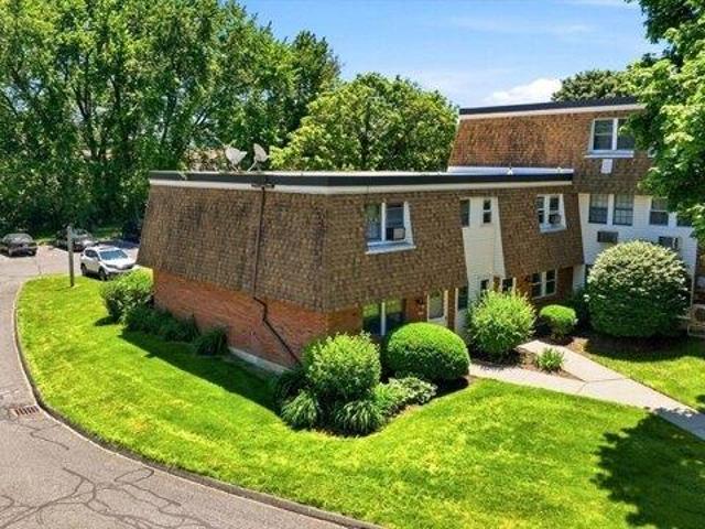 condo with 2 bedroom, Northampton MA DS103187057