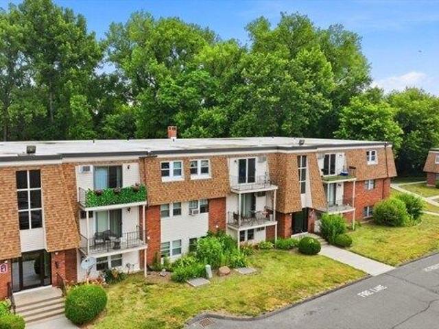 condo with 2 bedroom, Northampton MA DS103662485
