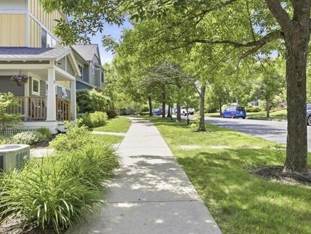 condo with 2 bedroom, Northampton MA ES103619729