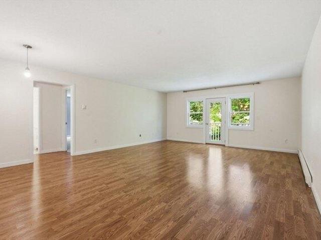 condo with 2 bedroom, Northampton MA ES104112614