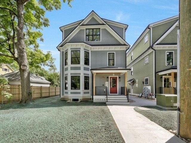 condo with 2 bedroom, Northampton MA ES104296151