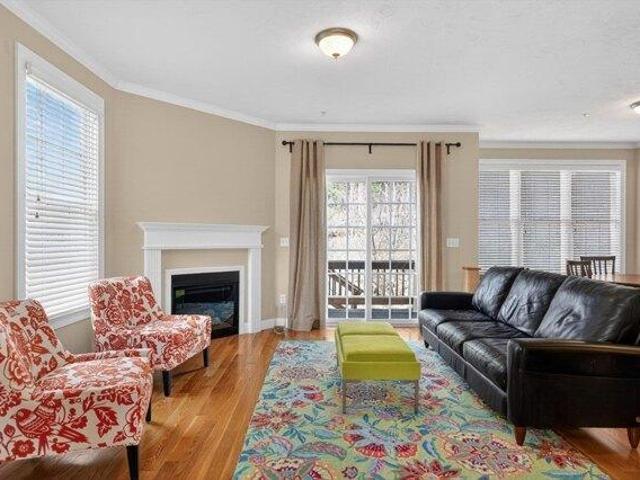 condo with 2 bedroom, Northborough MA DS102595439