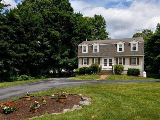 condo with 2 bedroom, Northborough MA ES104830942