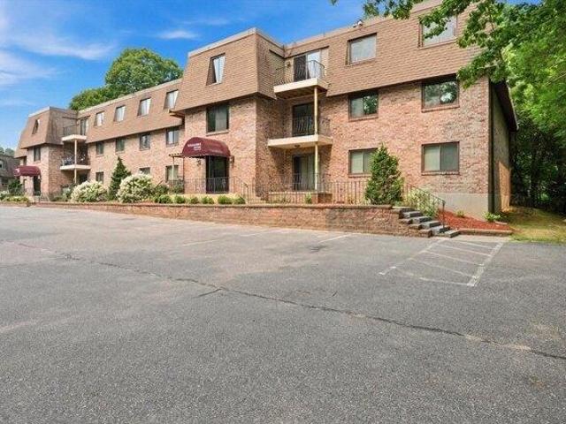 condo with 2 bedroom, Northborough MA ES105082634