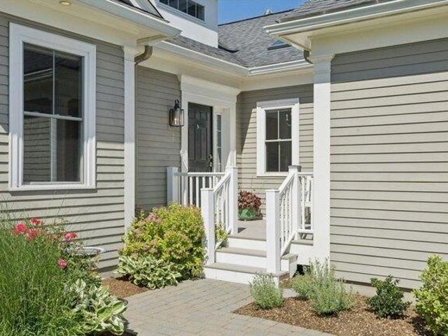condo with 2 bedroom, Northborough MA ES105352618