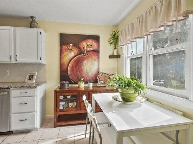 condo with 2 bedroom, Northbridge MA DLS102409978