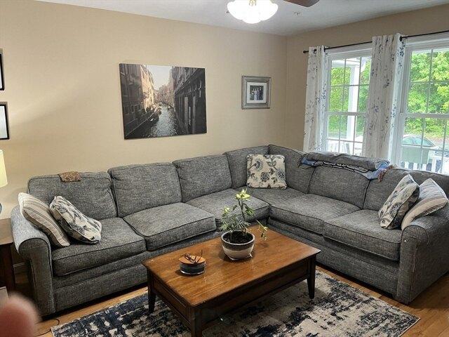condo with 2 bedroom, Northbridge MA ES103849174