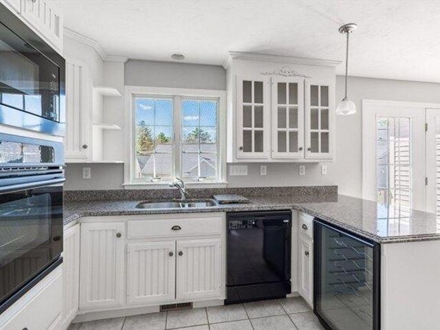 condo with 2 bedroom, Northbridge MA ES104044709