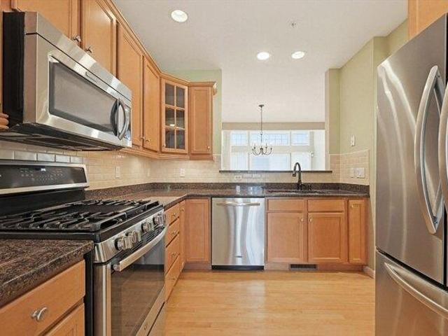 condo with 2 bedroom, Norton MA DLS102729194