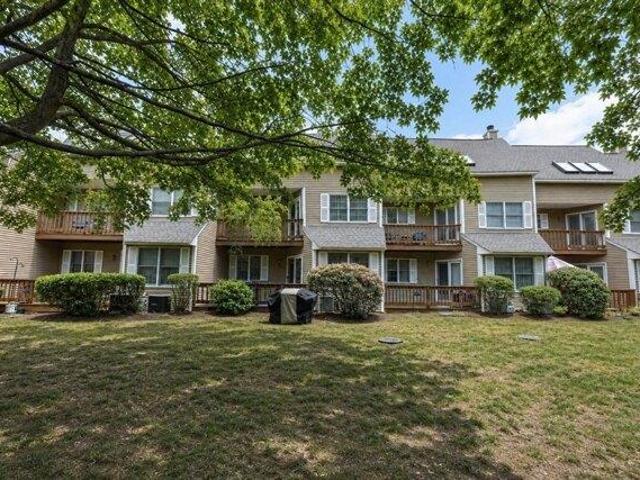 condo with 2 bedroom, Norton MA ES105107302