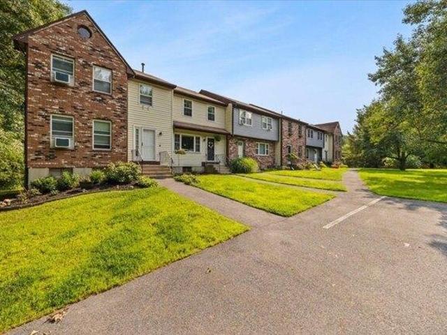 condo with 2 bedroom, Norton MA ES105109384