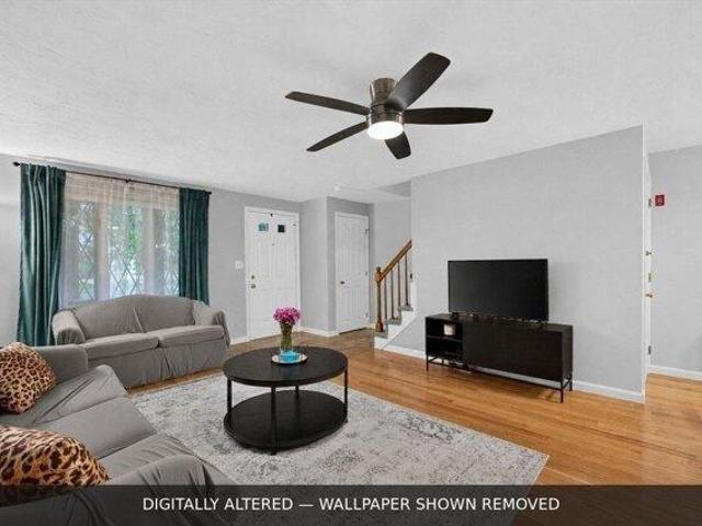 condo with 2 bedroom, Norton MA ES105314532