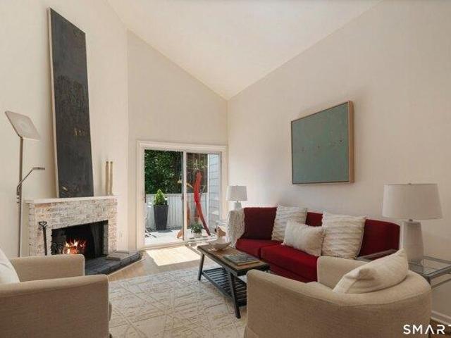 condo with 2 bedroom, Norwalk CT DS104153764