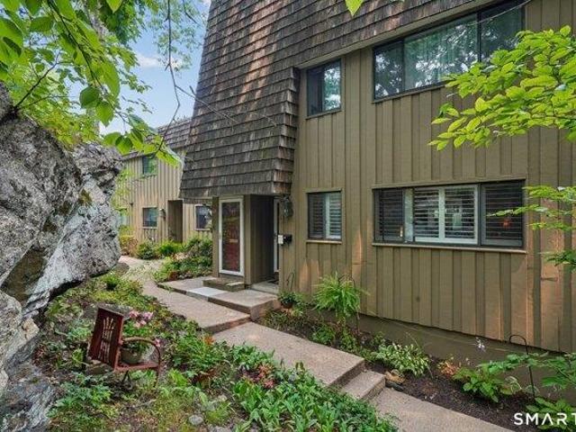 condo with 2 bedroom, Norwalk CT DS104330224