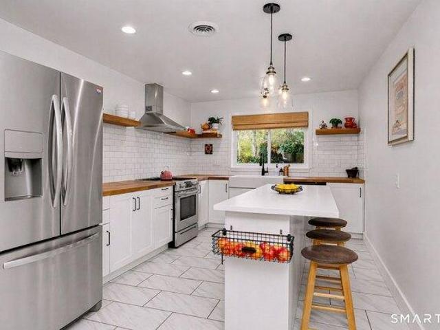 condo with 2 bedroom, Norwalk CT DS102727817