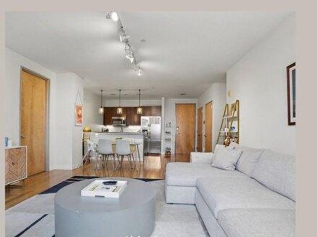 condo with 2 bedroom, Norwalk CT ES105124240