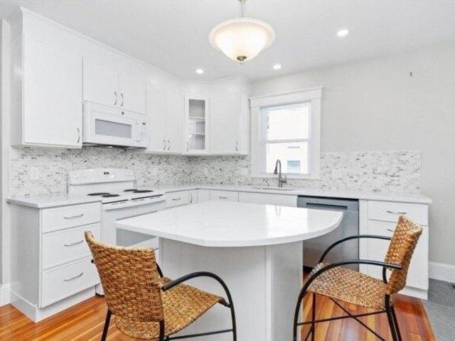 condo with 2 bedroom, Norwood MA ES104011187