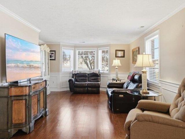 condo with 2 bedroom, Norwood MA ES103966089