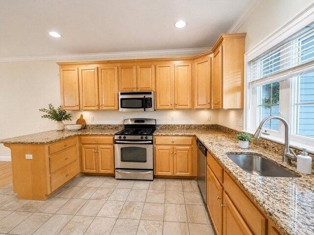 condo with 2 bedroom, Norfolk MA DS103809512