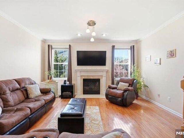 condo with 2 bedroom, Nutley NJ DLS102776405