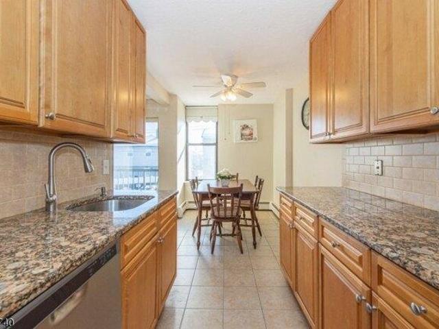 condo with 2 bedroom, Nutley NJ DS102257137