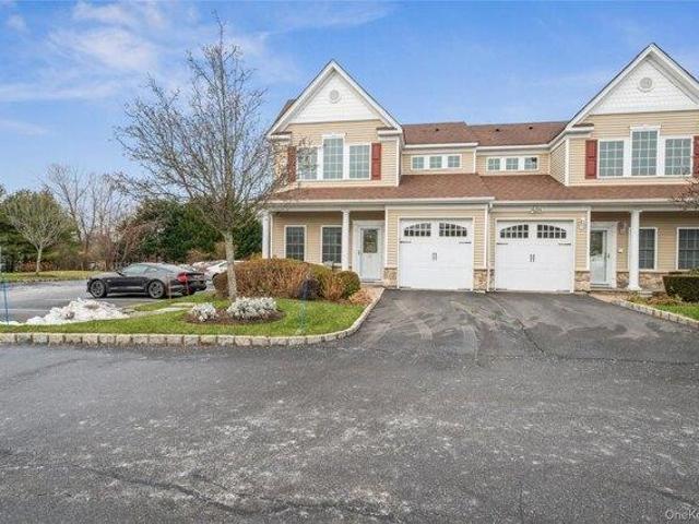 condo with 2 bedroom, Oakdale NY DS103601592