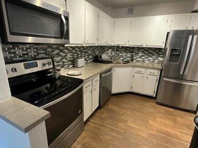condo with 2 bedroom, Oakland Park FL ES104899540