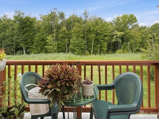 condo with 2 bedroom, Old Bridge NJ ES105142081