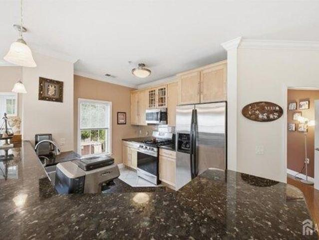 condo with 2 bedroom, Old Bridge NJ ES105172681