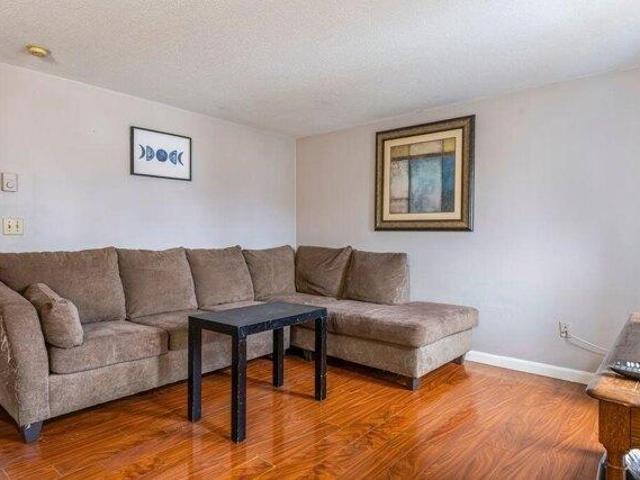 condo with 2 bedroom, Old Orchard Beach ME ES103127400