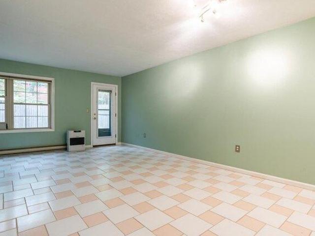 condo with 2 bedroom, Old Orchard Beach ME ES105205820