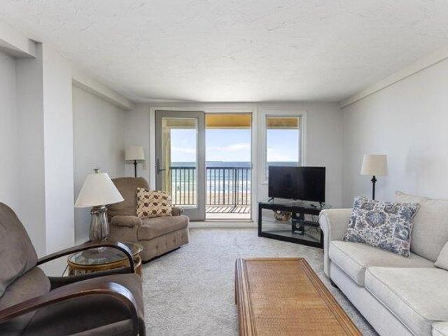 condo with 2 bedroom, Old Orchard Beach ME ES105233068